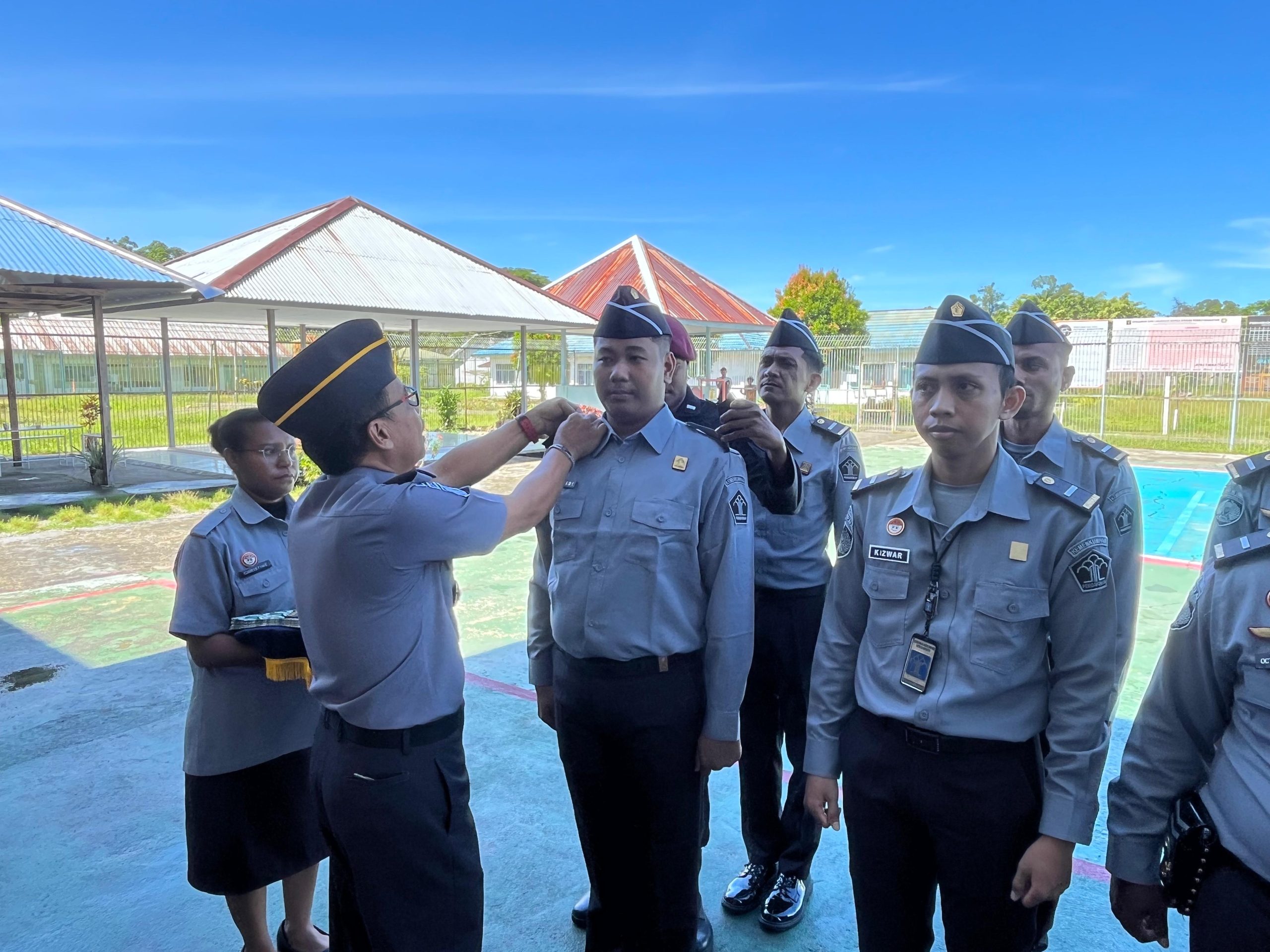 18 Pegawai Lapas Kelas IIB Timika Terima Kenaikan Pangkat - Timika eXpress